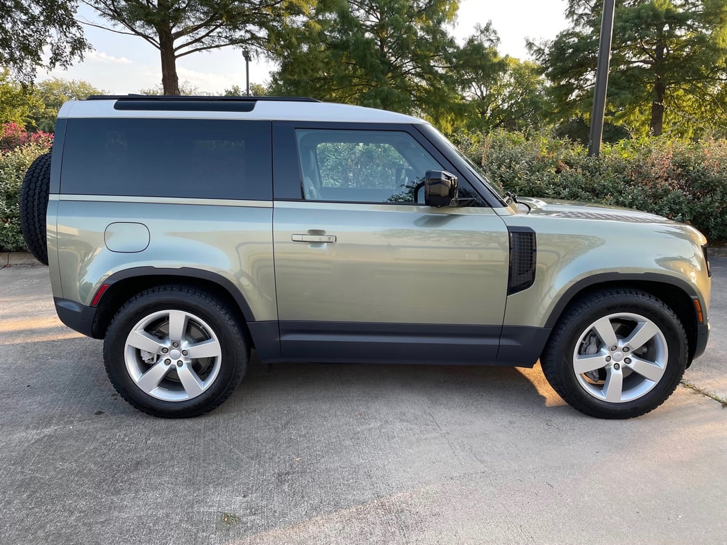 2021 Land Rover Defender P90 First Edition Review